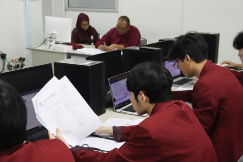 Mahasiswa FTI Untar Jalani Ujian Tengah Semester Ganjil 2025/2026 ...